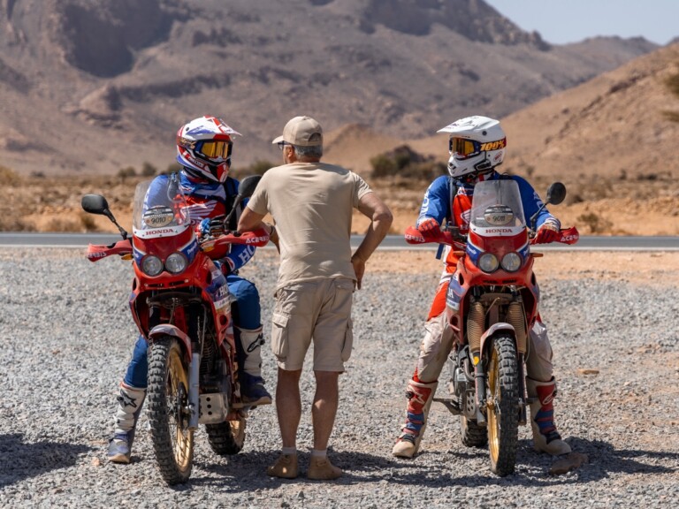 Xuxu’s Team Sandraiders: Honda NX650 Dominator Rally Bikes – BikeBound