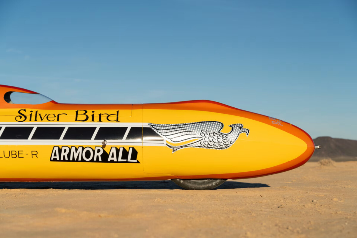 The First 300-MPH Motorcycle: Silver Bird Streamliner – BikeBound