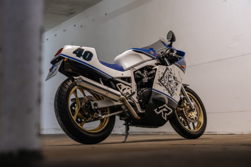 40th Anniversary Artbike: 1985 Suzuki GSX-R750 Slabside – BikeBound