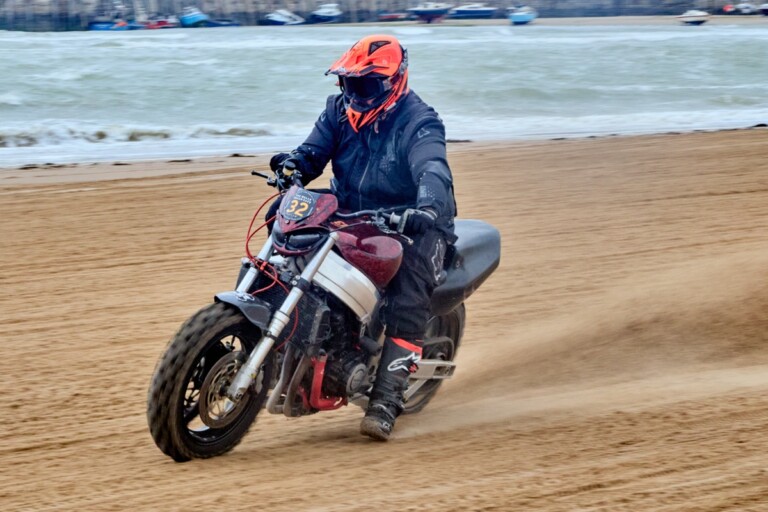 Fireblade Beach: Winner Interview, Malle Beach Race 2026 – BikeBound